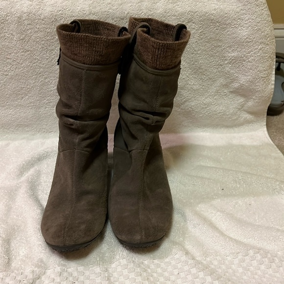 Merrell | Shoes | Merrell Lily Grey Slouch Wedge Boots | Poshmark